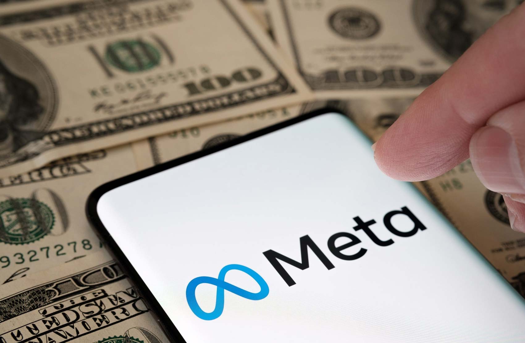 Meta supera expectativas de receita e continua com o metaverso